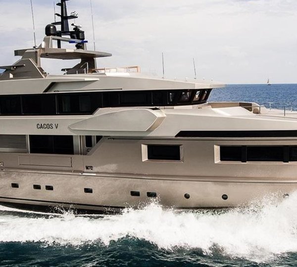 MAVERICK Yacht Charter Details, Admiral Tecnomar | CHARTERWORLD Luxury ...